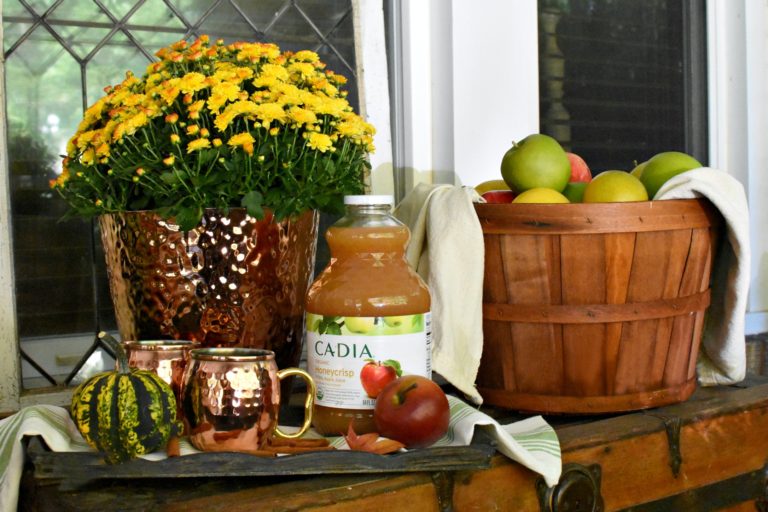 Follow The Yellow Brick Home - Creative Fall Decorating With Baskets ...