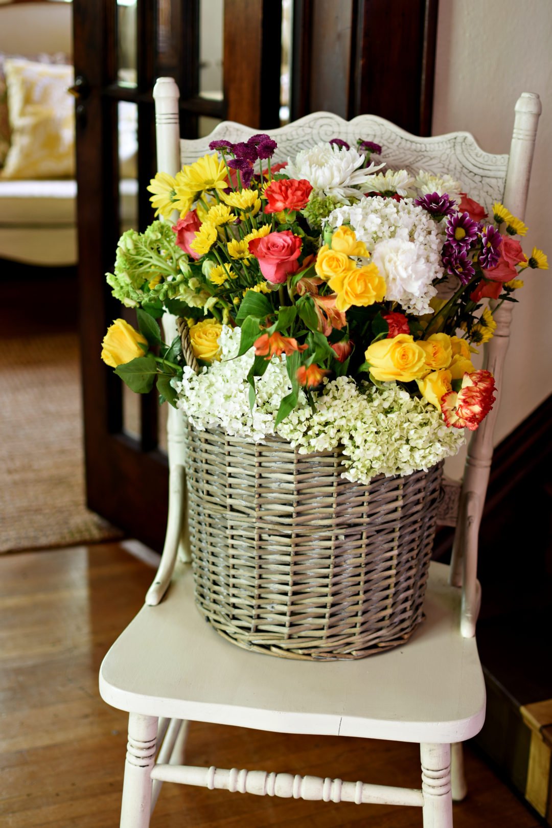 Follow The Yellow Brick Home - Easy Ways to Decorate with Baskets ...