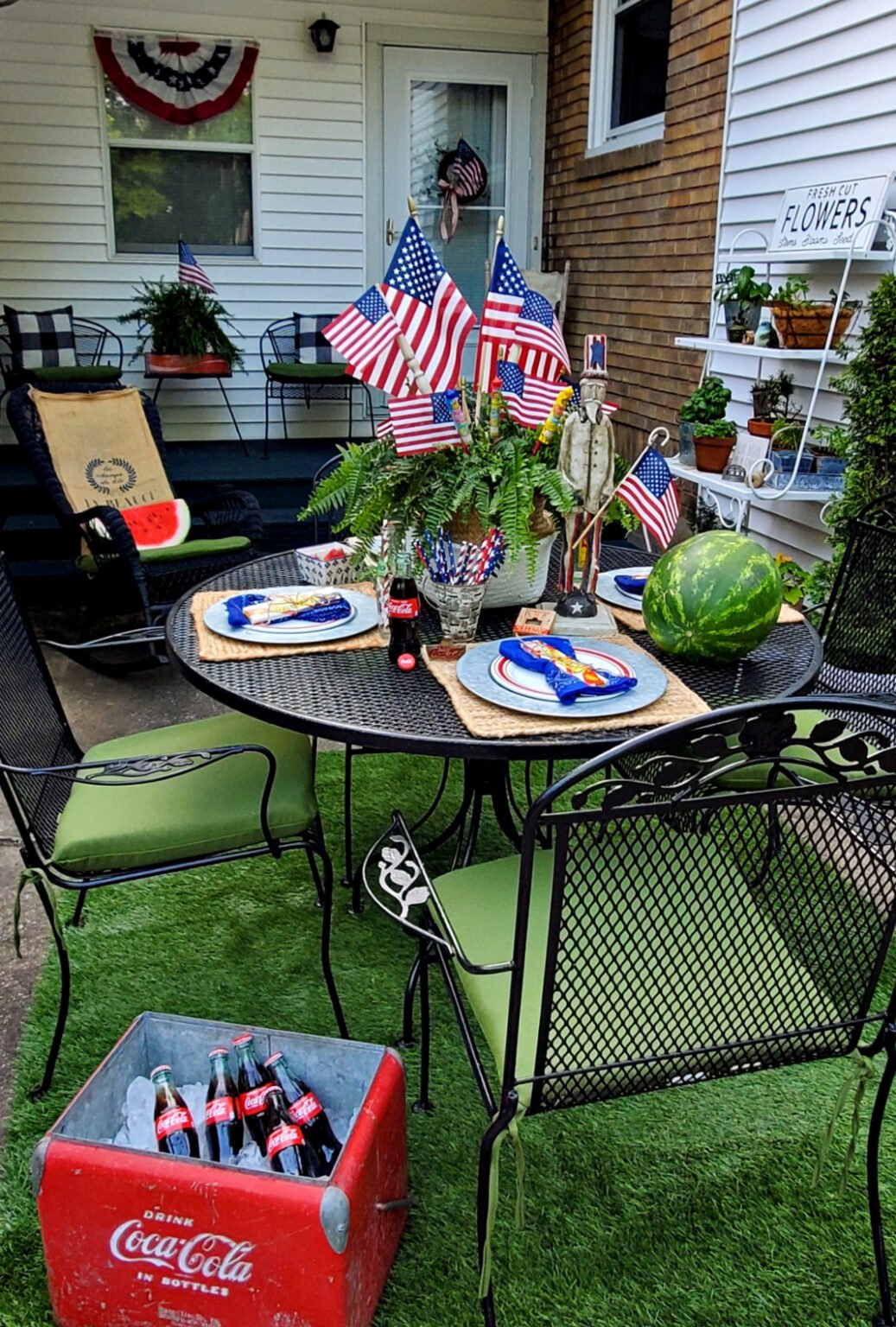 Follow The Yellow Brick Home - Simple Farmhouse Patriotic Patio ...