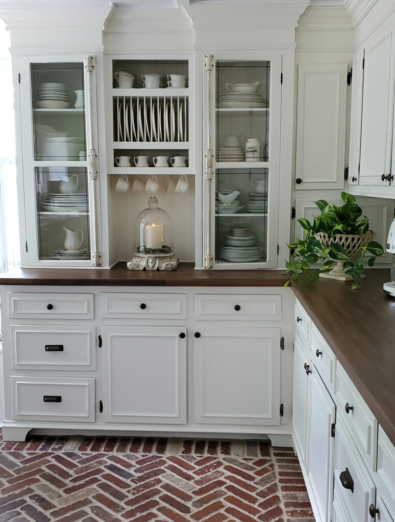 Follow The Yellow Brick Home - Simple and Sunny Summer Kitchen Refresh